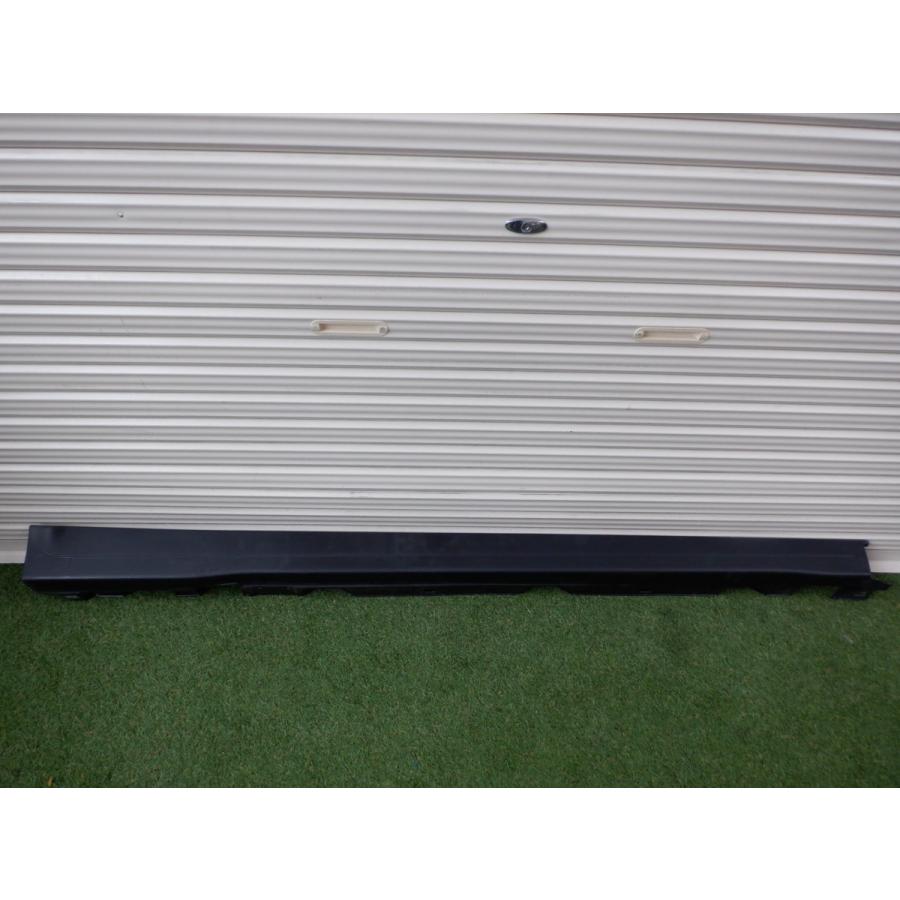 ベンツ純正 X247 GLBクラス GLB180 GLB200 GLB250 サイドステップ サイドスカート 右側 A2476980800 ...