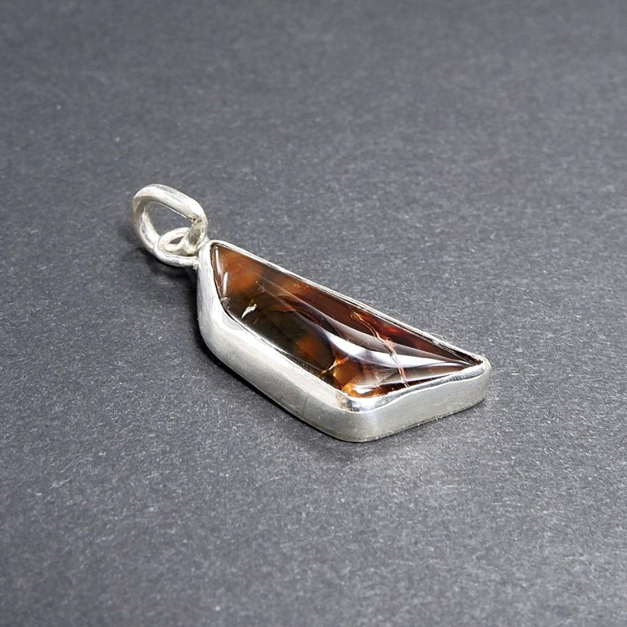 メキシコ産 ファイアーアゲートのペンダント 天然石アクセサリー ペンダントトップ 一点物 : 天然石のアクセサリー macari - 通販 - Yahoo!ショッピング