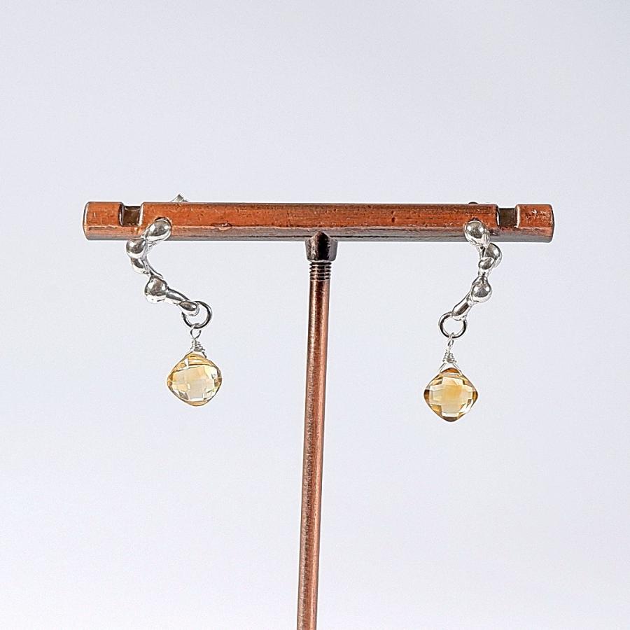〜黄金に煌めく〜 シトリンのデザインピアス 天然石アクセサリー 一点物 : pie-713 : 天然石のアクセサリー macari - 通販 - Yahoo!ショッピング