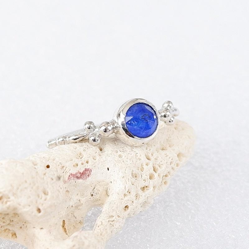 ラピス×クリスタルの粒飾りリング 13.5号 (再販） : 天然石のアクセサリー macari - 通販 - Yahoo!ショッピング