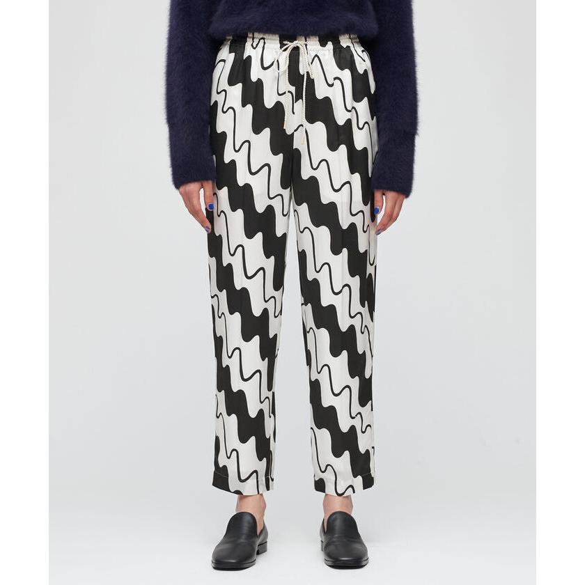 DES PRES 【DES PRES】ウェービーダイヤゴナルプリント テーパードパンツ : MAGASEEK ヤフー店 - 通販 - Yahoo!ショッピング