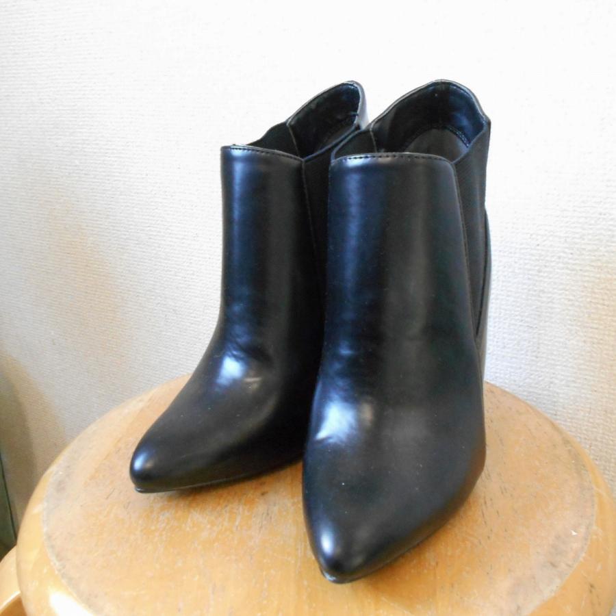 ミュウミュウ miumiu スタッズ ショートブーツ ブーティ ハイヒール