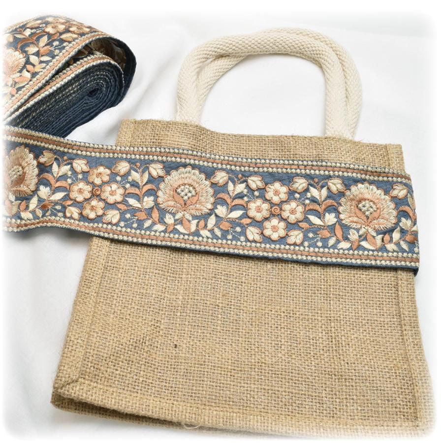 インド刺繍リボン 大輪花と小花のアンティーク刺繍リボン 幅75mm 10cm単位 切り売り (20cm以上) :23040049:まんま母さん ...