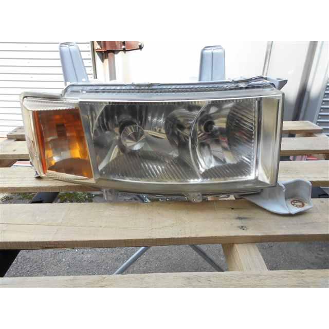 トヨタ bB ヘッドライト NCP31 （BL8528） : マルキョウ商会 - 通販 - Yahoo!ショッピング