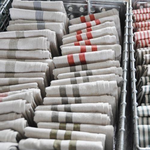 DULTON ダルトン CHAMBRAY KITCHEN CLOTH キッチンクロス ふきん 目隠し カフェカーテン カフェエプロン コットン100％ 70×50 :dulton-S459 ...