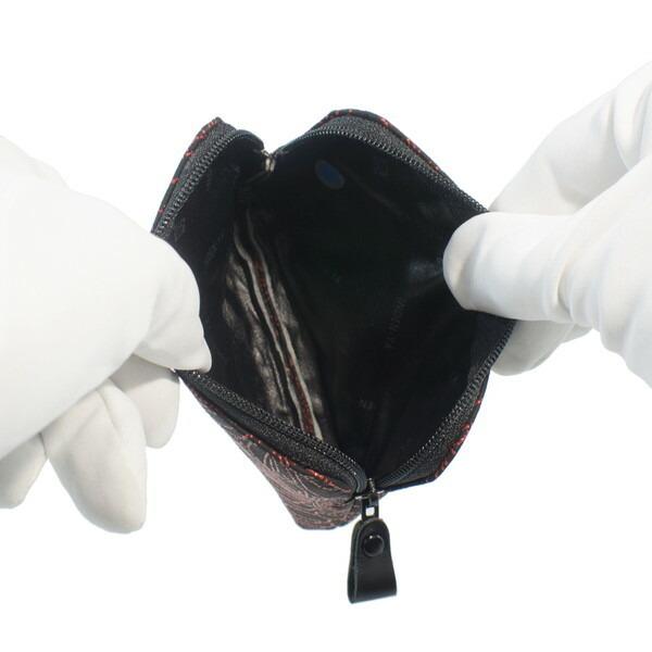 印傳屋（INDEN-YA） 印伝 甲州印伝 上原勇七 小物ポーチ 化粧ポーチ 4409 線菊小 黒地×赤漆 鹿革 本革 レザー 和柄 ブランド 冬ギフト クリスマス 贈り物 YM01 : 丸島 ...