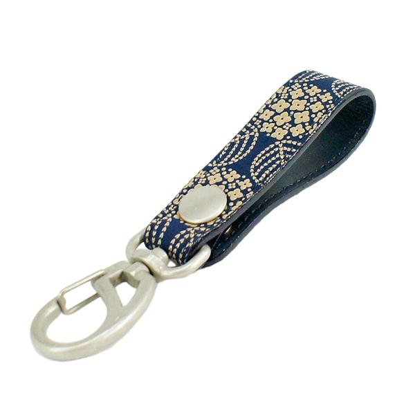 印傳屋 印伝 甲州印伝 上原勇七 キーホルダー 4701 あじさい 紫陽花 紺地×白漆 鹿革 本革 レザー 花柄 ブランド YM01 : 丸島商事インターネット事業部 - 通販 - Yahoo ...