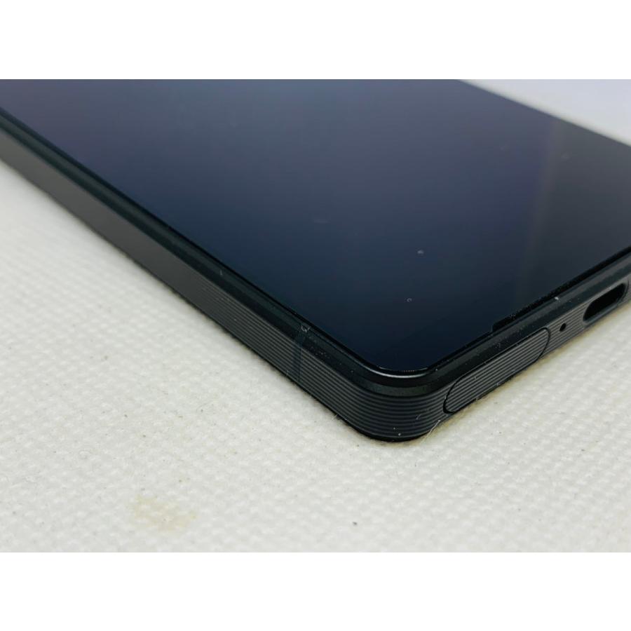 ★送料無料★良品★docomo★SO-51D★ブラック★0015280004003★SYS★12/02 : MASATOMI STORE - 通販 - Yahoo!ショッピング