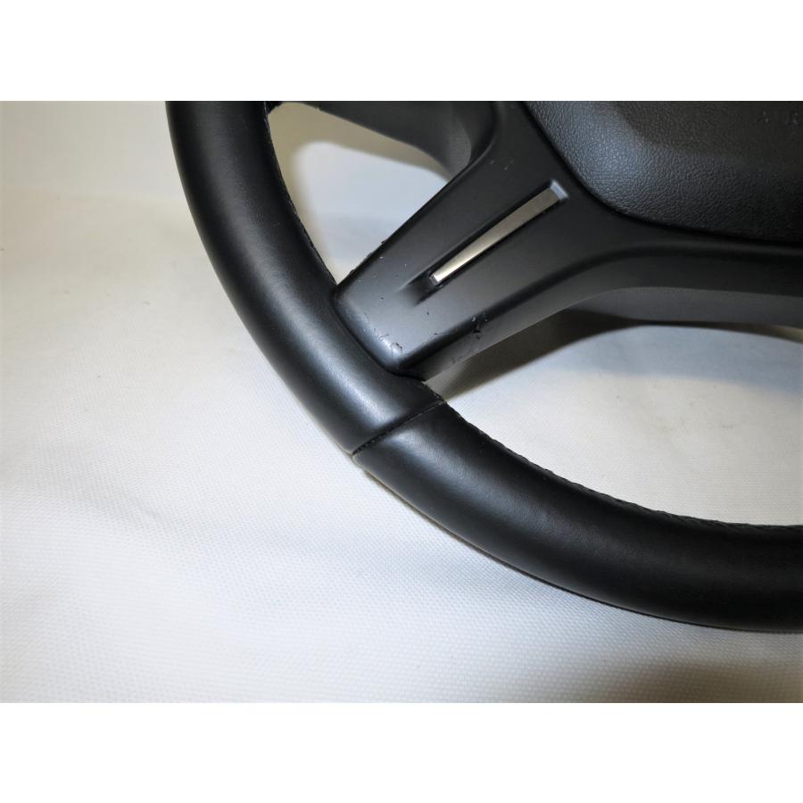 W204 ベンツ Cクラス 後期 純正 革 ステアリング 運転席 エアバック カバー mats A2468602602 A246 460 1503 9E38 管理番号（W-4206） : 松下 ...