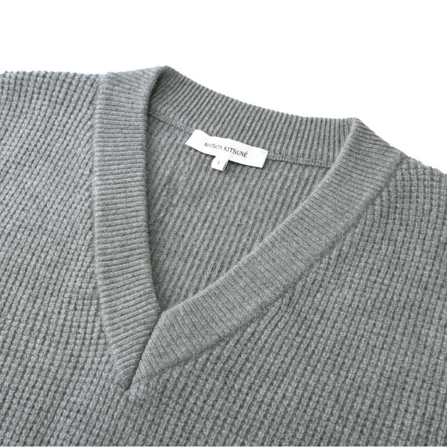 MAISON KITSUNE メゾンキツネ ニットベスト HANDWRITING MAISON KITSUNE メゾンキツネ ニットベスト HANDWRITING