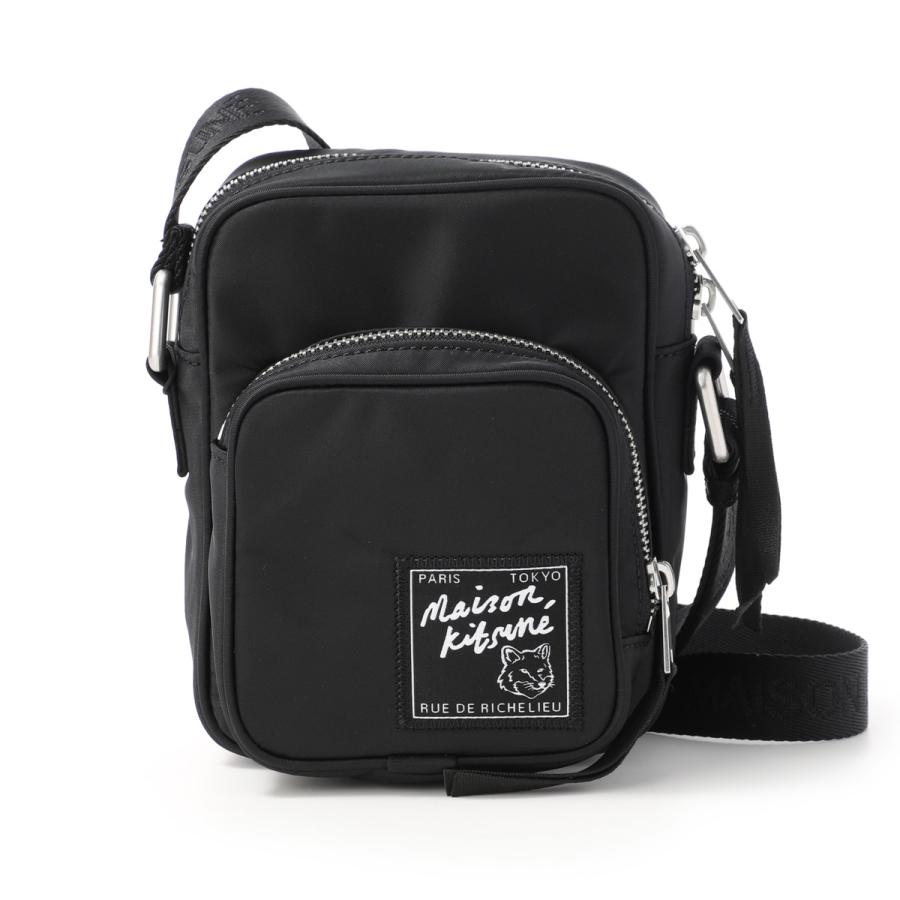 メゾンキツネ MAISON KITSUNE クロスボディバッグ THE TRAVELLER CROSSBODY POUCH ブラック メンズ mm05165wq1001-p199-black ...