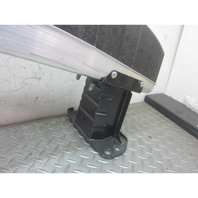 トヨタ プリウス ZVW50 フロントバンパー ホースメント上下 52132-47010 ZVW50-8045**エネルギー : MCパーツ ...