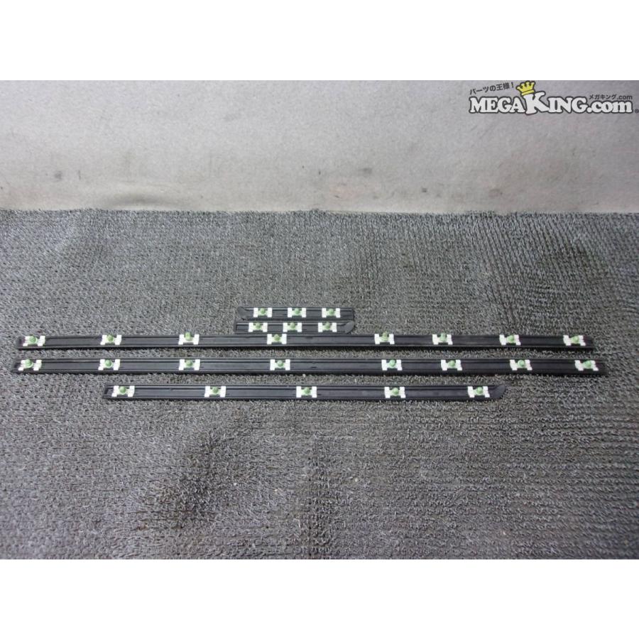 BMW E46 3シリーズ 328i Mスポーツ セダン 純正 ノーマル サイドモール フェンダーモール ドアモール 1本欠品 8208452 / 3R11-1580 : 3r11-1580 ...