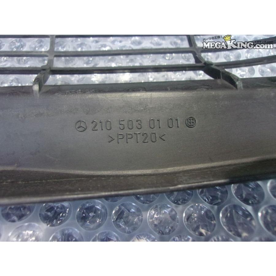 ベンツ W210 E230 Eクラス 純正 ノーマル ラジエーターカバー ラジエターカバー プロテクターグリル A2105030101 / 4Q7-1018 : 4q7-1018 : メガ ...