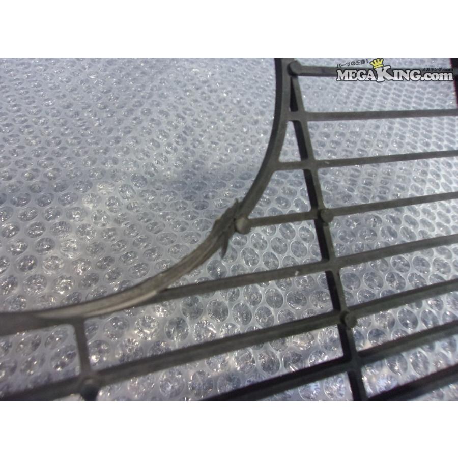 ベンツ W210 E230 Eクラス 純正 ノーマル ラジエーターカバー ラジエターカバー プロテクターグリル A2105030101 / 4Q7-1018 : 4q7-1018 : メガ ...