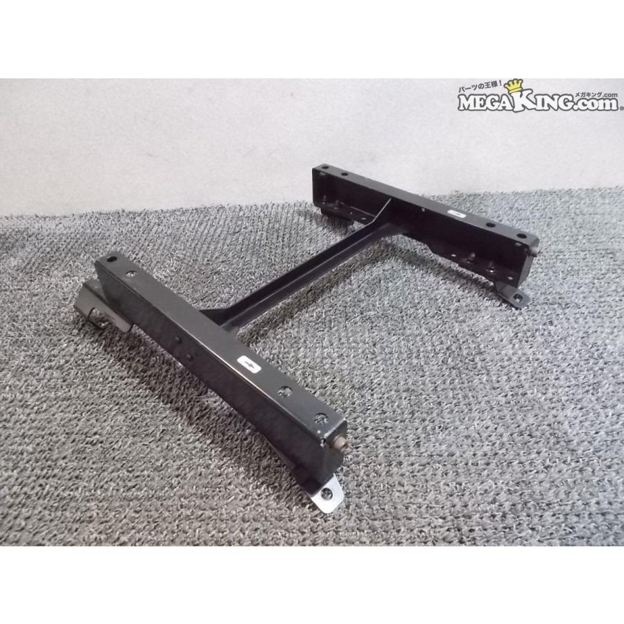 プリウス 30 ZVW30 RECARO レカロ ベースフレーム 左 助手席側 150オーリス ZVW35 aW41 ブレイド SAI 等 ...