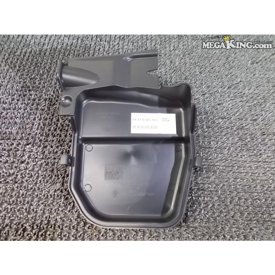 BMW E90 320i 3シリーズ 純正 ノーマル エアフィルター カバー 左 64316925017 15677210 / N8-458 ...