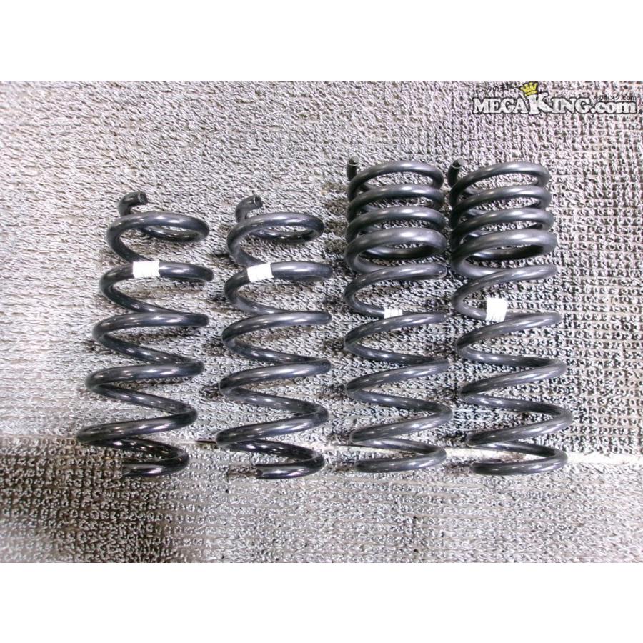 BMW F90 M5 純正 ノーマル スプリング バネ コイル 1台分 33536866784-02 C-001 08 / S8-1667 : メガキング - 通販 - Yahoo!ショッピング