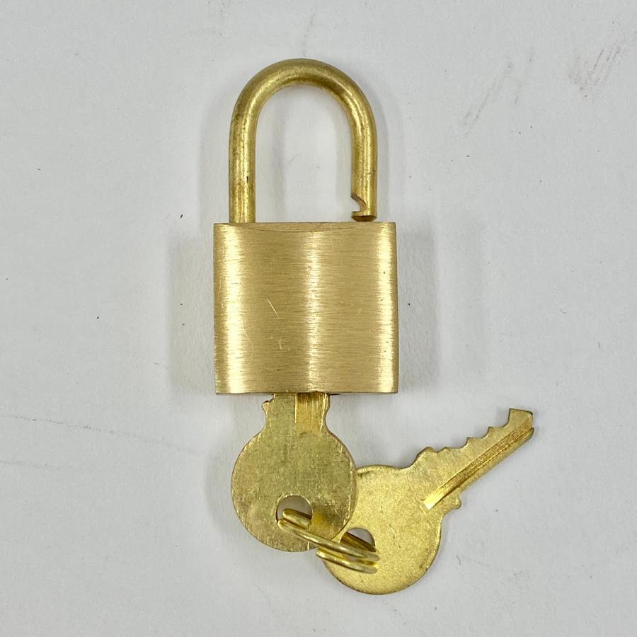 Padlock JUNK Generic : メルキャスト - 通販 - Yahoo!ショッピング