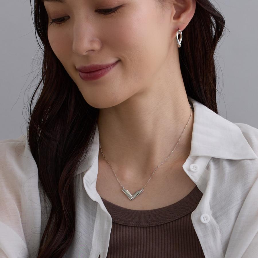 Melody Accessory ネックレス 日本製 V字 V-トップネックレス メタル 18kgp ゴールド 金属アレルギー対応 ブランド レディース プレゼント : 日本製 MELODY ...