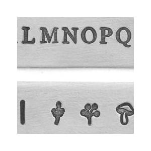彫金刻印 Ember Letter Upp 2.5mm＊エンバーデザインフォント。小さくて使いやすい 大文字 英語 アルファベットセット ...