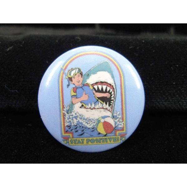 【缶バッジ/Button badge】JAWS STAY POSITIVE! 缶バッジ 海外直輸入 バッジ バッチ PinBack ...