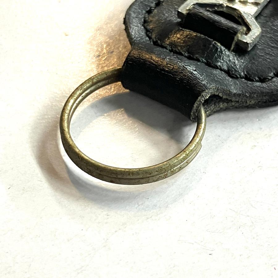 現品 MINI COOPER ヴィンテージレザーキーホルダー : ミニマルヤマ - 通販 - Yahoo!ショッピング