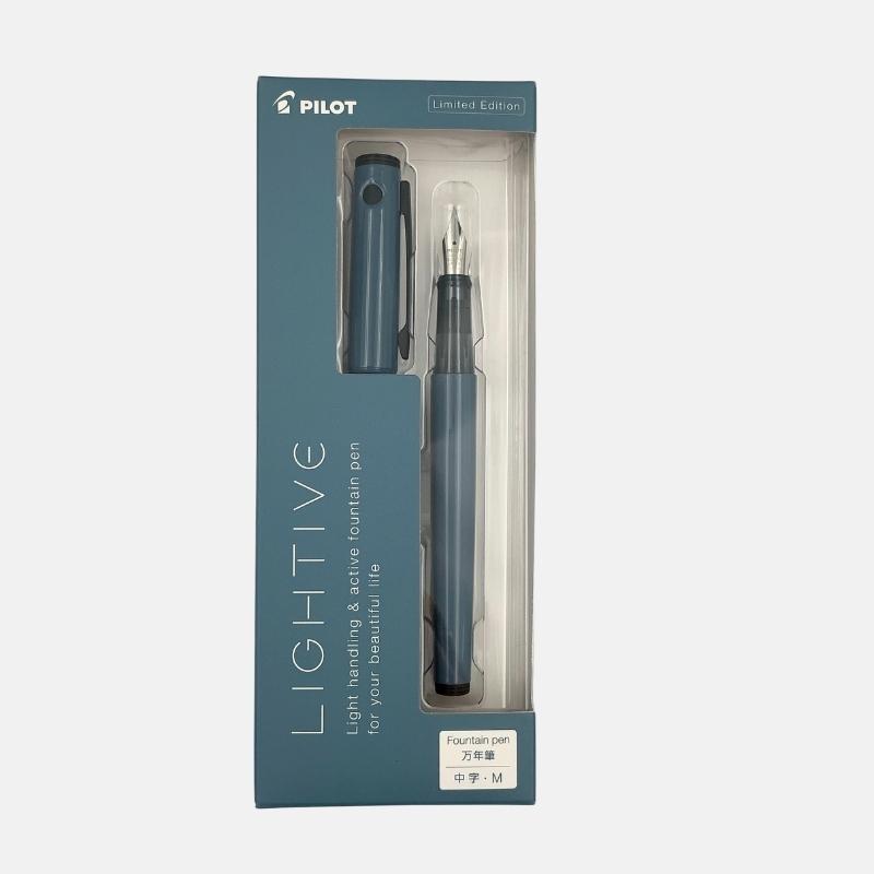 PILOT 万年筆 LIGHTIVE ブルー M : 未来屋書店 ヤフー店 - 通販 - Yahoo!ショッピング