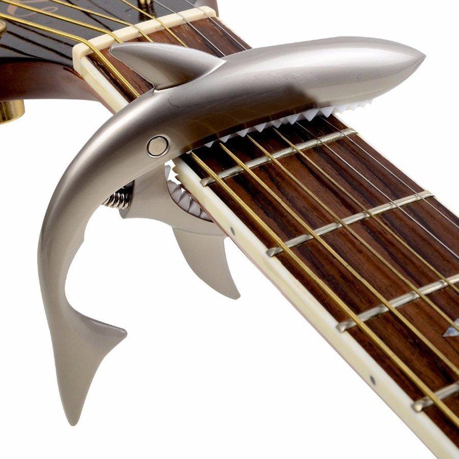 【SHARK CAPO GC-30】No.2 シルバー シャークカポ 高品質 新品 6弦 ギター エレキ アコギ カポタスト : えぶり ...
