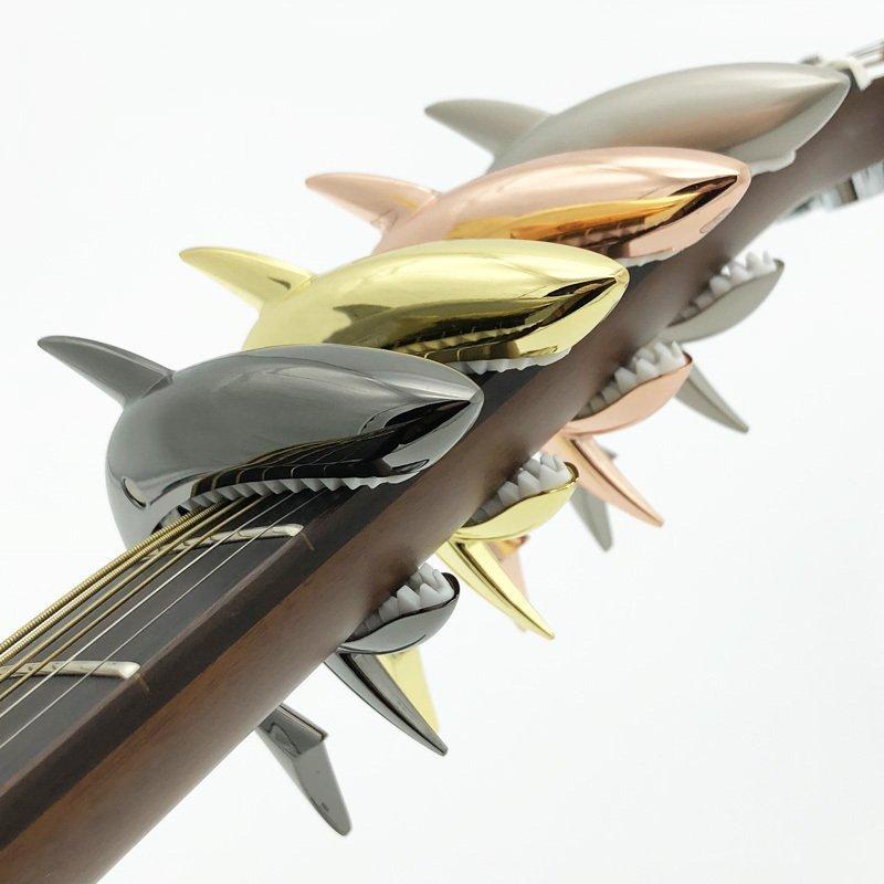 【SHARK CAPO GC-30】No.2 シルバー シャークカポ 高品質 新品 6弦 ギター エレキ アコギ カポタスト : えぶり ...