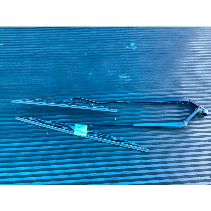 DBA-MA15S ソリオバンディット (2013) ワイパー フロントワイパーアーム MIT 24081425 : 24081425 : エムアイティー - 通販 - Yahoo!ショッピング