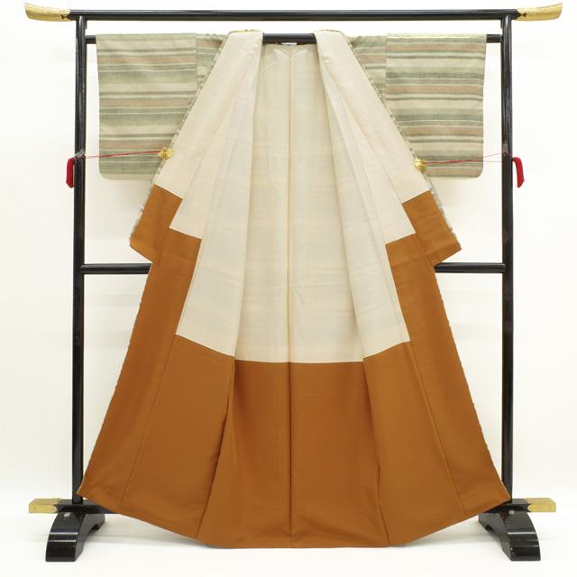 紬 袷 着物 真綿紬 手織り 横段 ベージュ グリーン 中古品 紬 袷 着物 真綿紬 手織り 横段 ベージュ グリーン 中古品