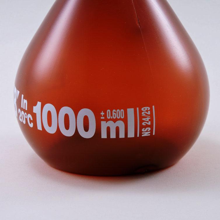 ISOLAB PP製メスフラスコ（茶） 1000ml : 宮原計量器製作所 Yahoo!店 - 通販 - Yahoo!ショッピング