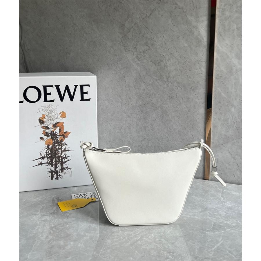 LOEWE ロエベ ハンモック ホーボー ミニ Hammock Hobo bag 3WAY LOEWE ロエベ ハンモック ホーボー ミニ Hammock Hobo bag 3WAY