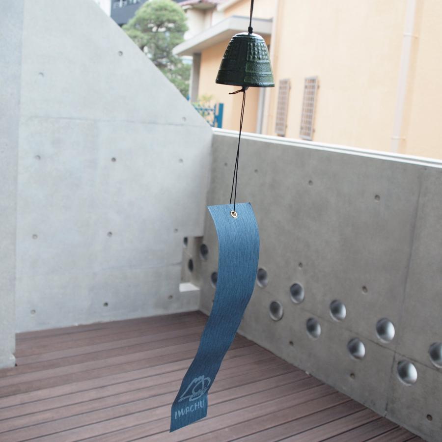 岩鋳 Iwachu 風鈴 釣鐘 小 あお ?5cm 南部鉄器 27022 : 三潴屋 - 通販 - Yahoo!ショッピング