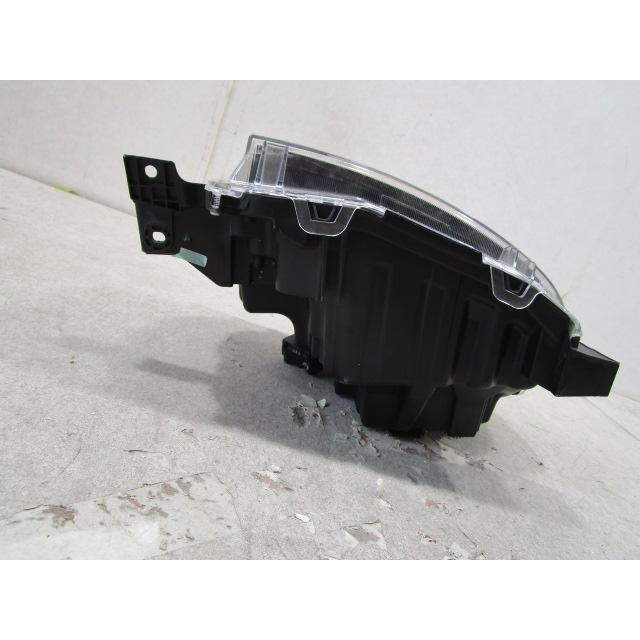 ダイハツ タント LA650S/LA660S 純正 LED 左ヘッドライト :E40-18:株式会社MKParts - 通販 - Yahoo!ショッピング