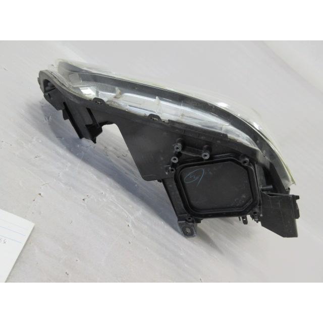 トヨタ プリウスα ZVW40/ZVW41 後期 純正 ハロゲン 左 ヘッドライト : e85-20 : 株式会社MKParts - 通販 ...