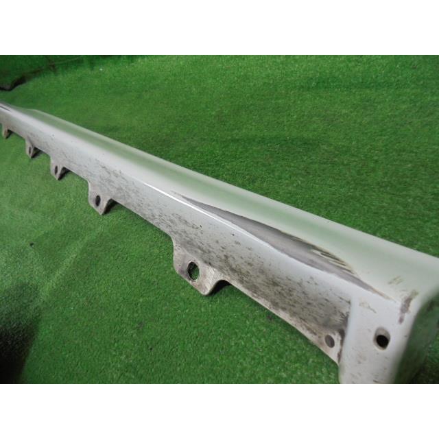 パレット DBA-MK21S 右サイドステップ 77230-82K00-Z7T (Mogee DU254 DEK1) : リサイクルパーツモギー66 - 通販 - Yahoo!ショッピング