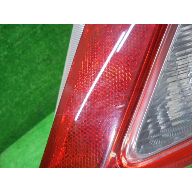 ヴィッツ DBA-KSP130 右テールランプ 81550-52800 (Mogee ED27 CBE5) : リサイクルパーツモギー66 ...