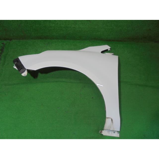 MPV DBA-LY3P 左Fフェンダー L208-52-211E (Mogee EI98 DFG3) : リサイクルパーツモギー66 - 通販 - Yahoo!ショッピング