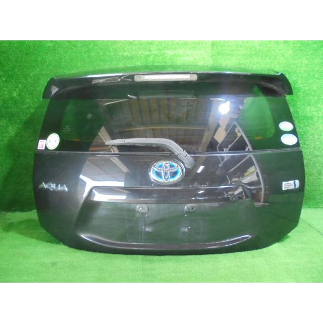 アクア DAA-NHP10 バックドア 67005-52D10 (Mogee EO595 BFH2) : リサイクルパーツモギー66 - 通販 ...