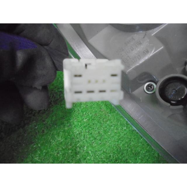 リーフ ZAA-AZE0 右テールランプ 26550-3NK0A (Mogee EQ309 CAA5) :000002002015500:リサイクルパーツモギー66 - 通販 - Yahoo ...
