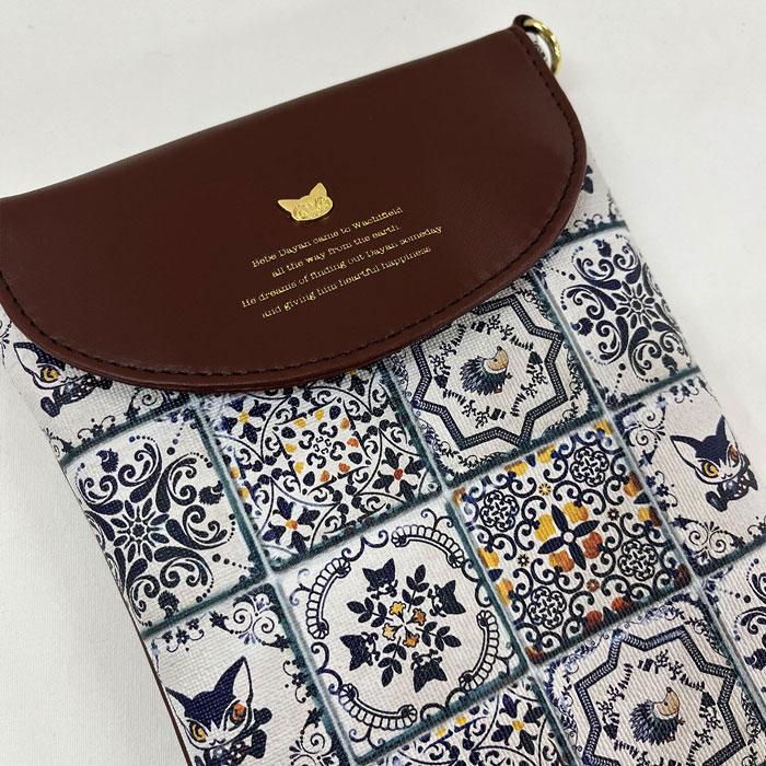 ベベダヤン かぶせ縦型ポシェット ニュースペーパー(BK) BB5-0989/ 魔法のじゅうたん(BL) BB5-0926/ タイル(GR) BB5-0788 : bb5-098 : 木馬家具 ...