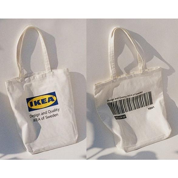 送料無料 新商品 IKEA トートバッグ エコバッグ EFTERTRADA エフテルトレーダ ホワイト イケアロゴ入り/バーコード入り 布製 綿100％ :ik000-053:mom.and ...