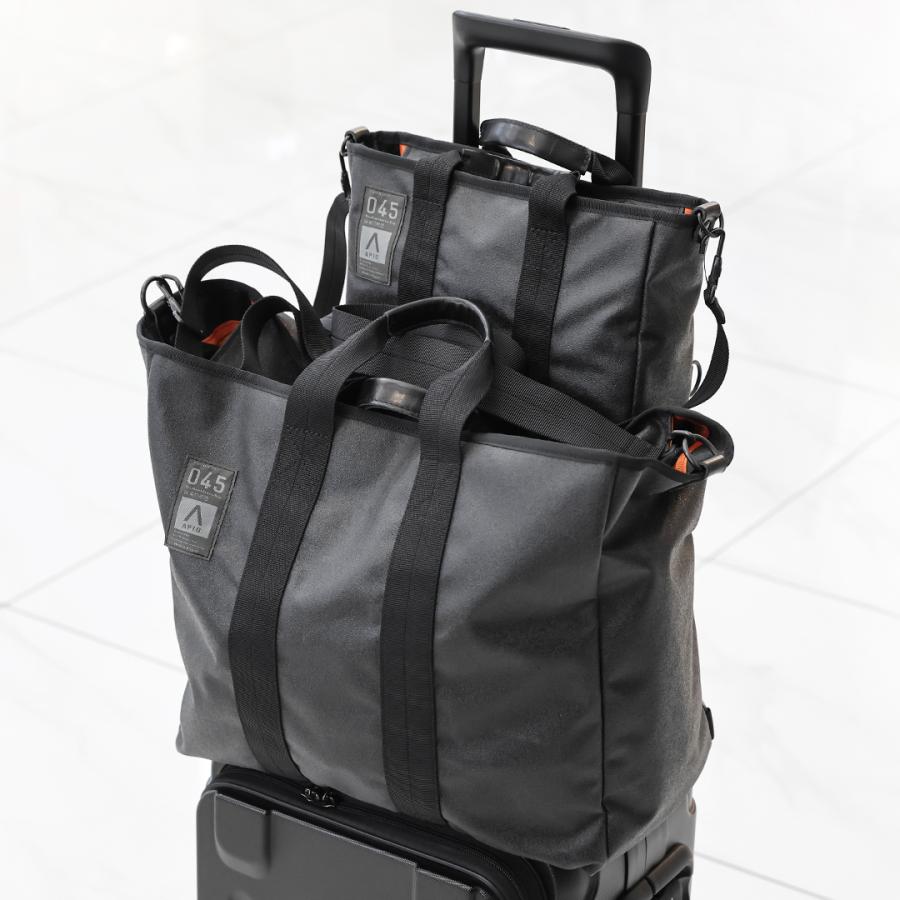 APIO アピオ キャリーバッグ ミディアムサイズ〔M25A2〕| 横濱帆布鞄 コラボ キャリーオンバッグ ブラック 黒 トートバッグ ...