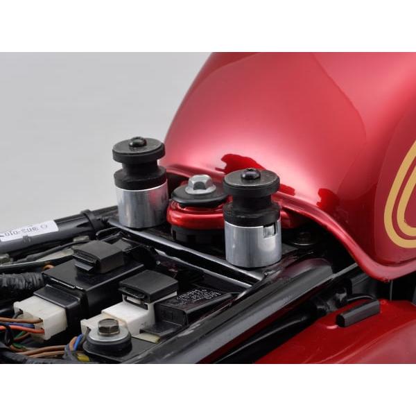 DAYTONA（バイク用品） 在庫有り 当日発送 DAYTONA デイトナ ノスタルジックシート取付キット HONDA ホンダ SR400/500(80-08) キャブレター車用 15685 ...