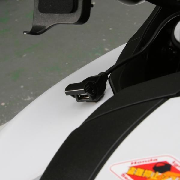 DAYTONA（バイク用品） 在庫有り DAYTONA バイク電源 USB 1ポート バイク用 デイトナ 93039 : MOTO-OCC ...