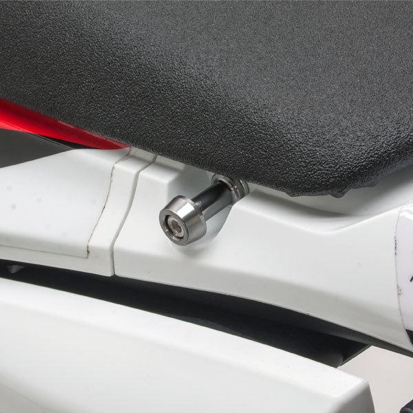 DRC カーゴアンカーノブ/荷掛けフック M6×60mm 2本入り 展示品 (D59-51-065) : モトボックス - 通販 - Yahoo!ショッピング