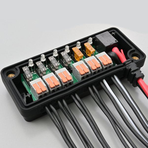 DAYTONA（バイク用品） デイトナ DAYTONA 45866 アクセサリー電源ユニット D-UNIT EASY 6ポート : モトキチ ...