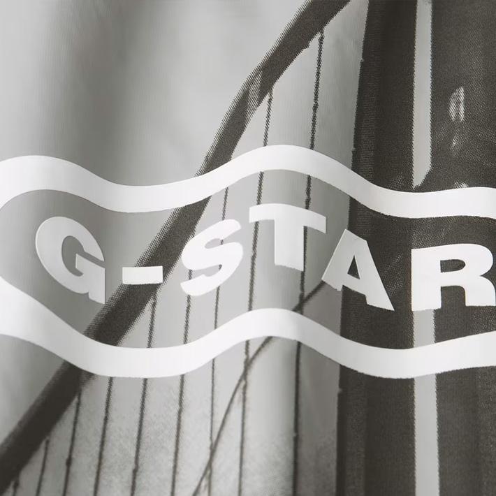 G-STAR RAW ジースターロウ Tシャツ ビッグボックスフォト センターロゴ (D24683-C372) メンズファッション ブランド :gstar0247:M’S SANSHIN エム ...